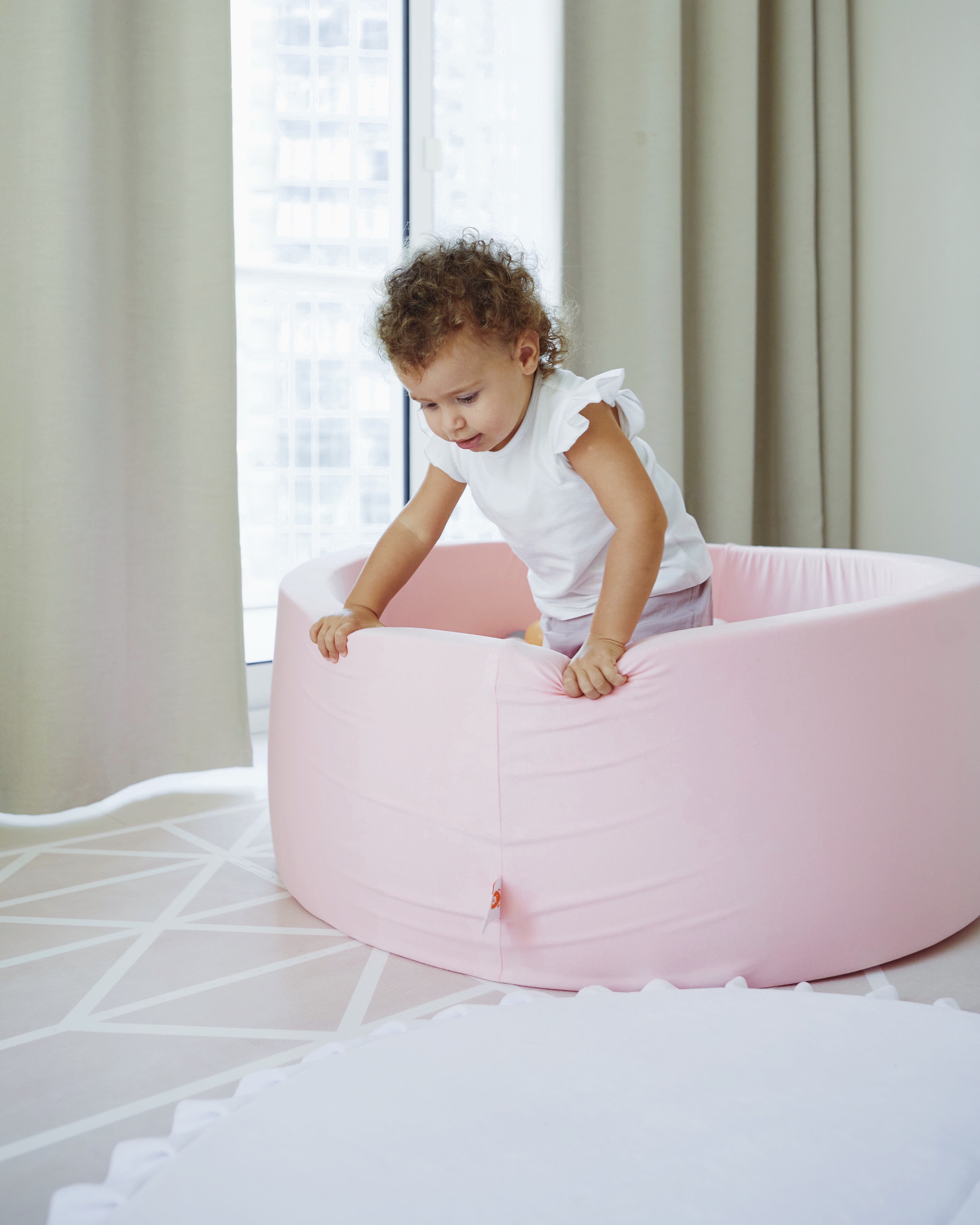 Ezzro | Kids Friendly