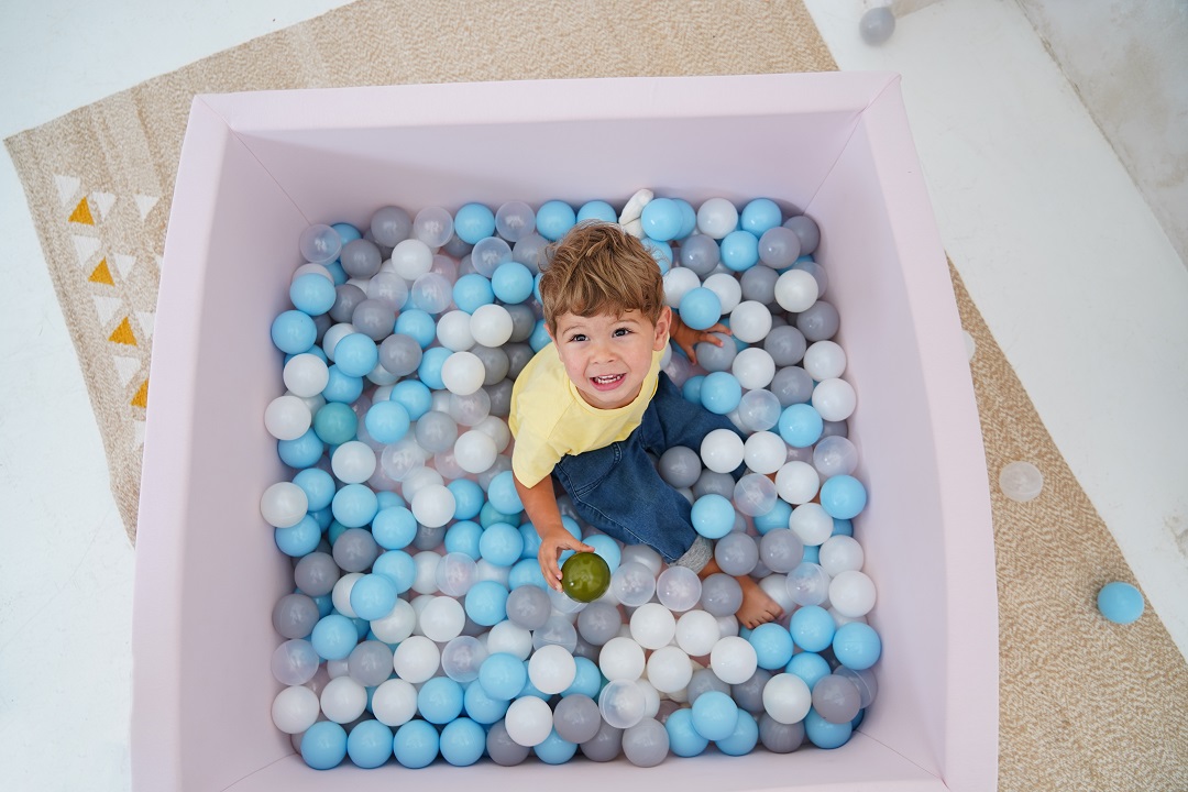 Ezzro | Kids Friendly